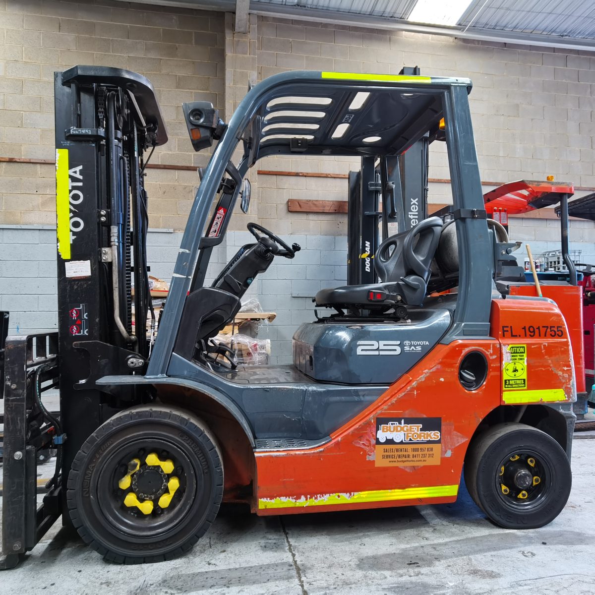 Used Or Second Hand forklift in Melbourne